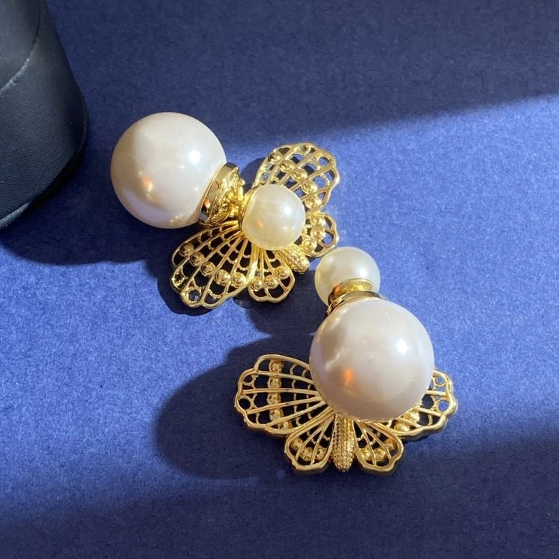 Discounted Christian Dior Earrings