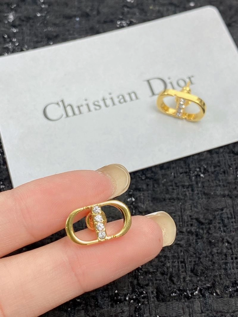 Legit Christian Dior Earrings