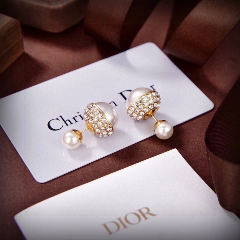 Discounted Christian Dior Earrings
