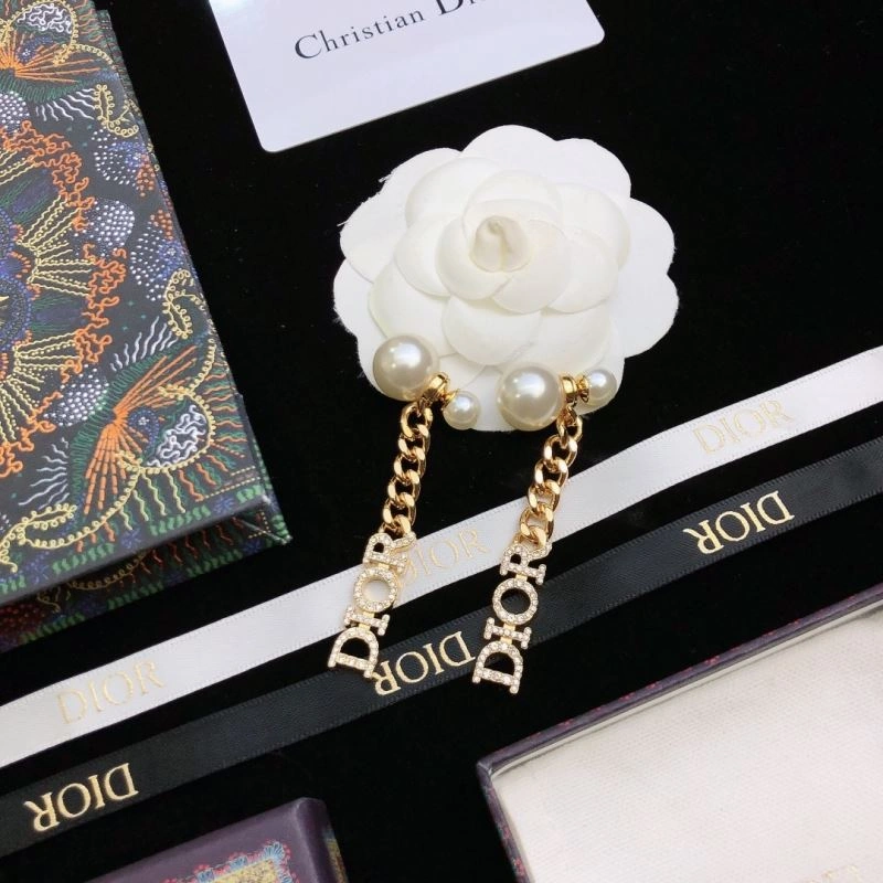 Economical Christian Dior Earrings