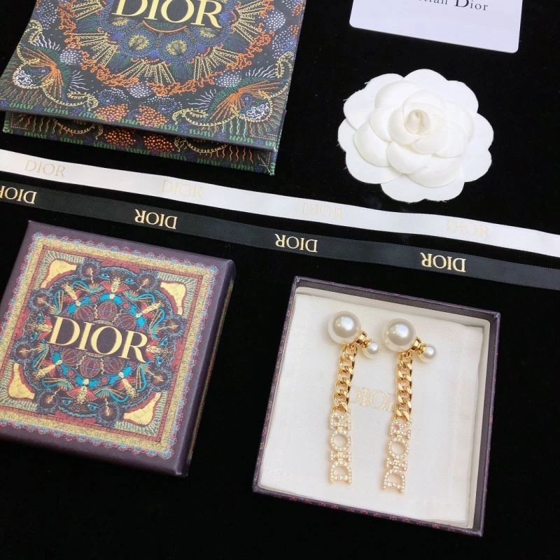 Economical Christian Dior Earrings