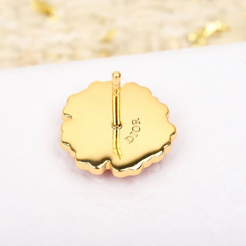 Legit Christian Dior Earrings
