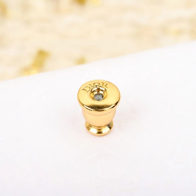 Legit Christian Dior Earrings