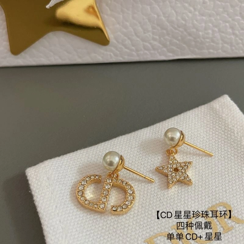Cut-rate Christian Dior Earrings