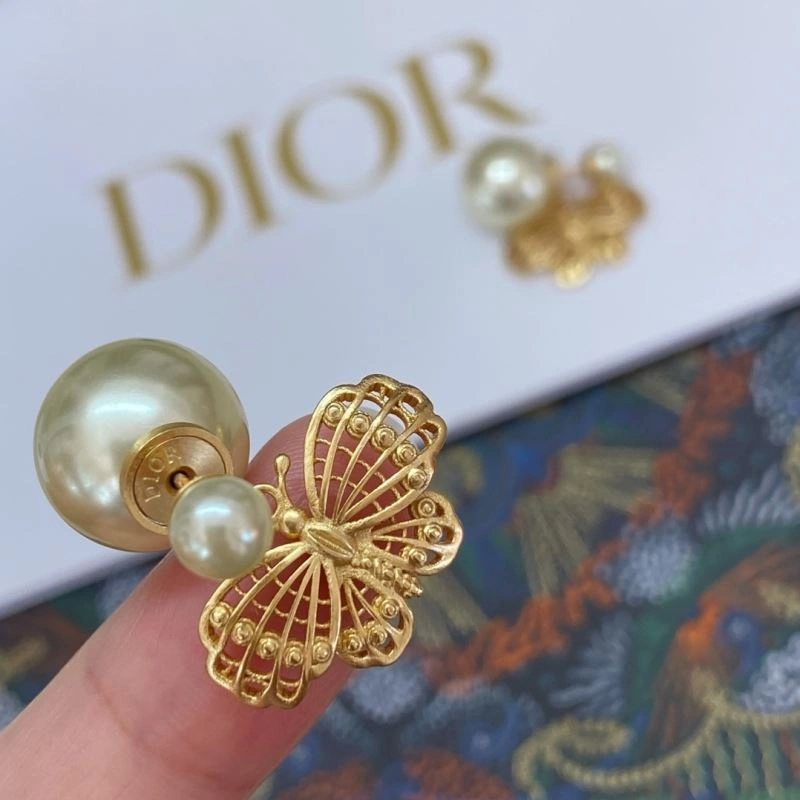 Low-cost Christian Dior Earrings