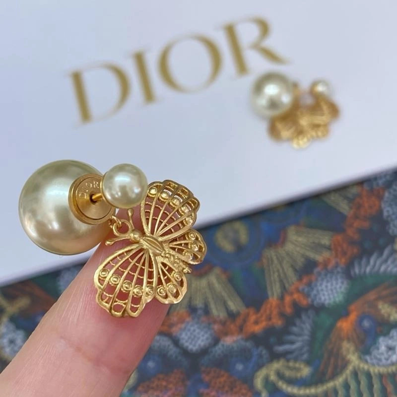 Low-cost Christian Dior Earrings