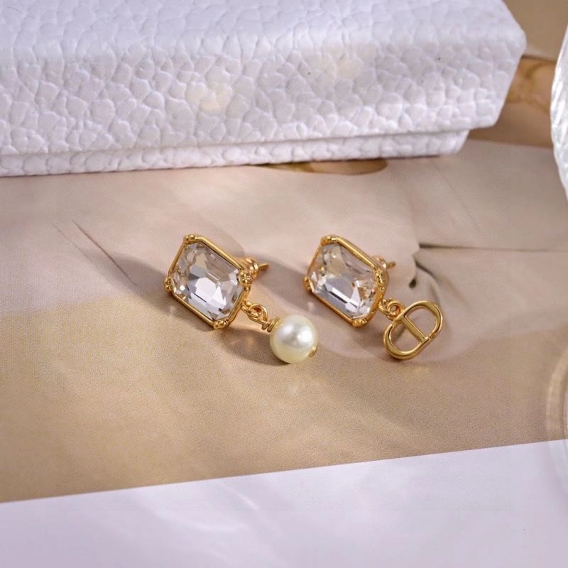 High fidelity Christian Dior Earrings
