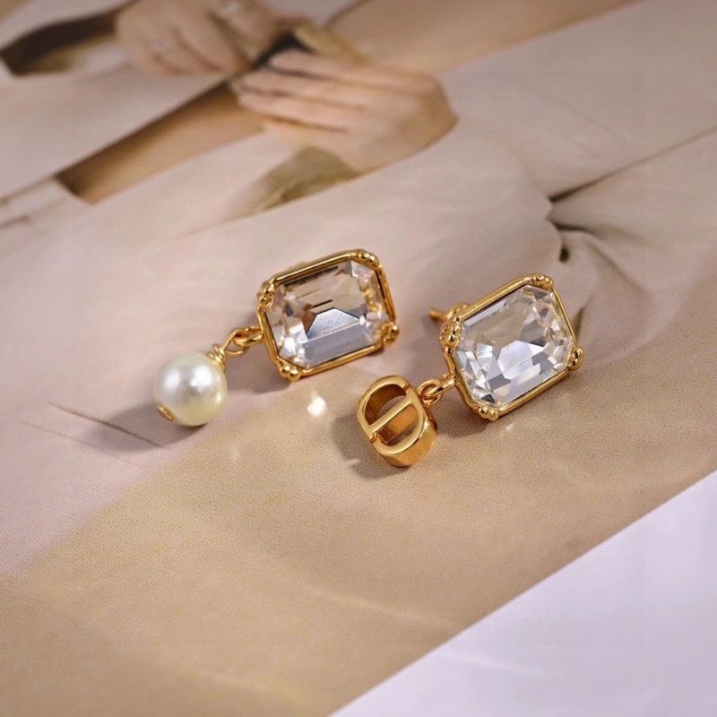 High fidelity Christian Dior Earrings