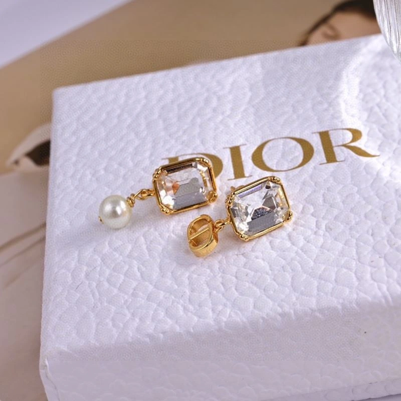 High fidelity Christian Dior Earrings