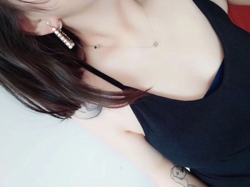 Brand-original Christian Dior Earrings