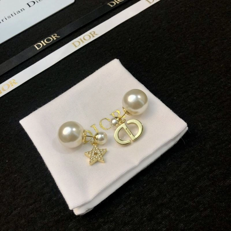 Bargain Christian Dior Earrings