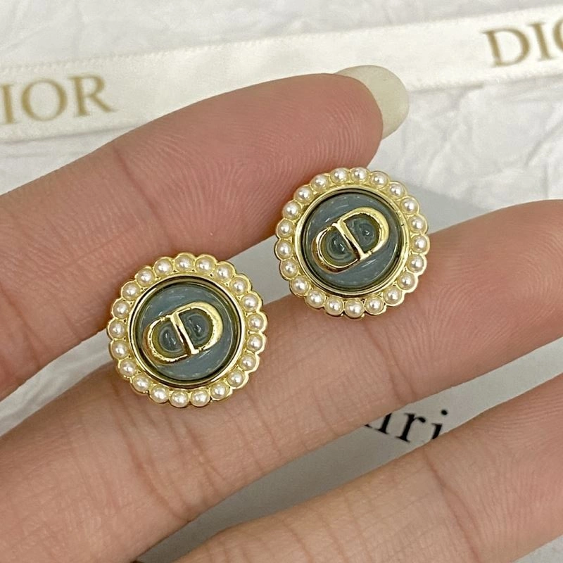 Legit Christian Dior Earrings