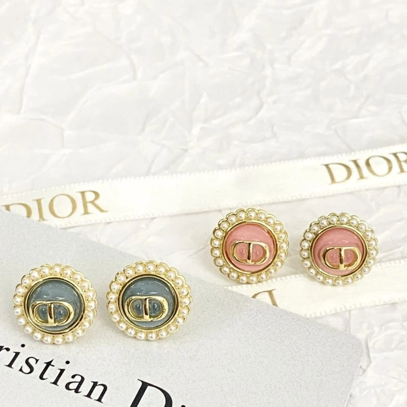 Legit Christian Dior Earrings