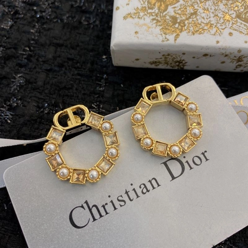 Cut-rate Christian Dior Earrings