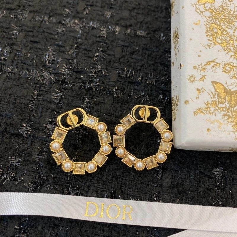 Cut-rate Christian Dior Earrings