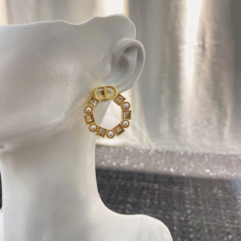Cut-rate Christian Dior Earrings