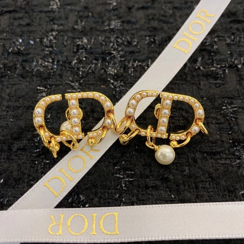 Indistinguishable Christian Dior Earrings