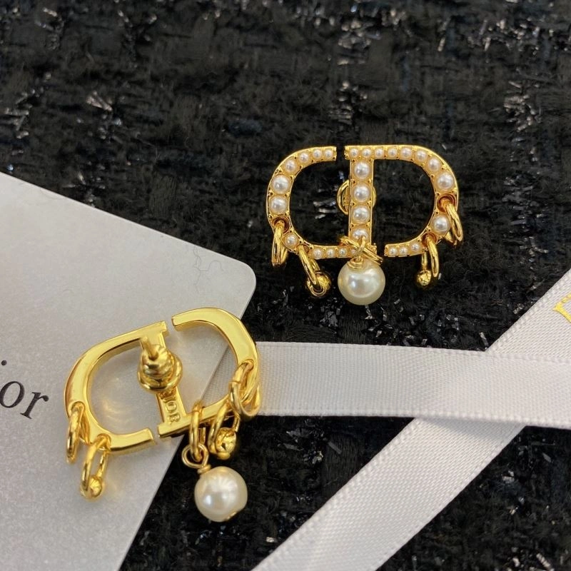 Indistinguishable Christian Dior Earrings