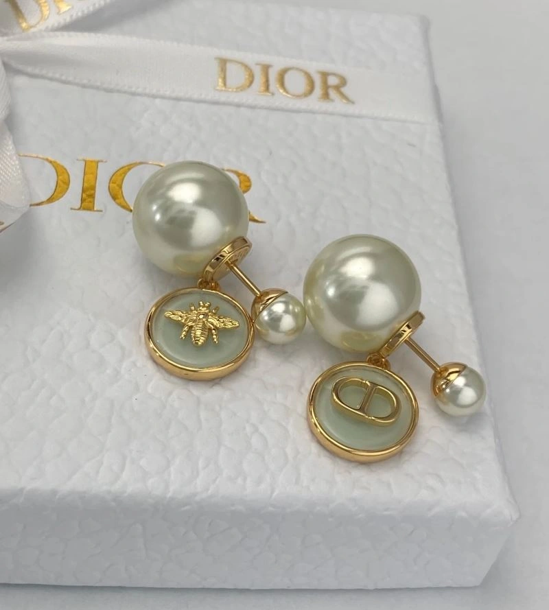 Bargain Christian Dior Earrings
