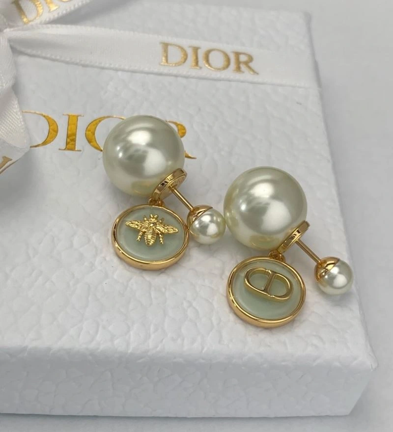 Bargain Christian Dior Earrings