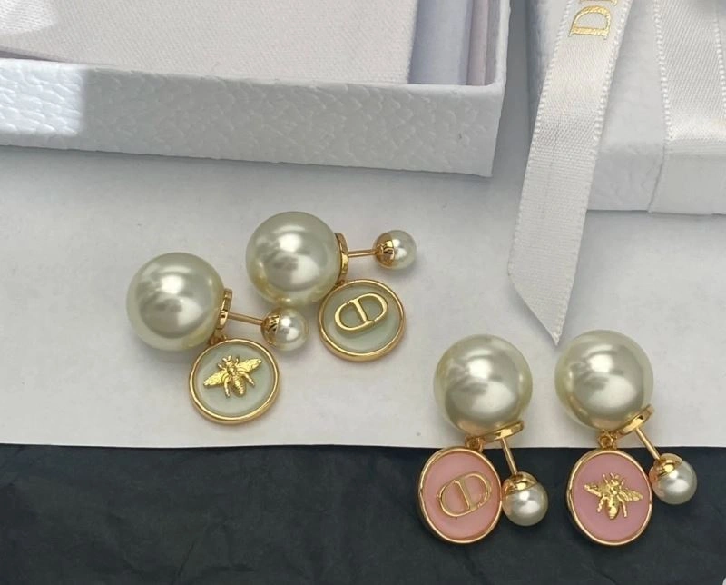 Bargain Christian Dior Earrings