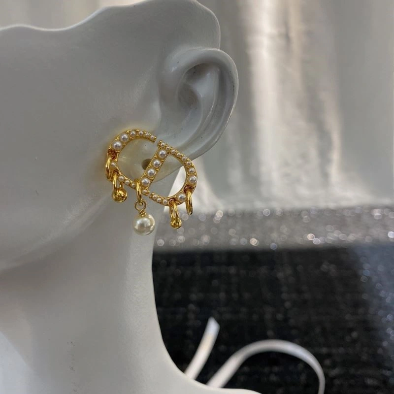 Inexpensive Christian Dior Earrings
