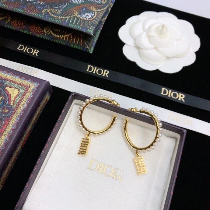 Indistinguishable Christian Dior Earrings
