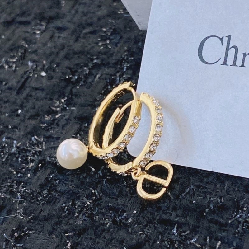 Value-priced Christian Dior Earrings