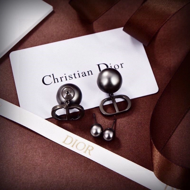 Reasonably priced Christian Dior Earrings
