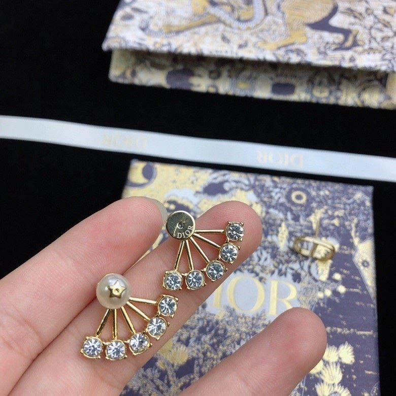 Value-priced Christian Dior Earrings