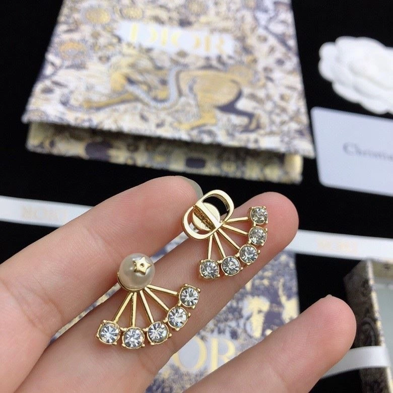 Value-priced Christian Dior Earrings