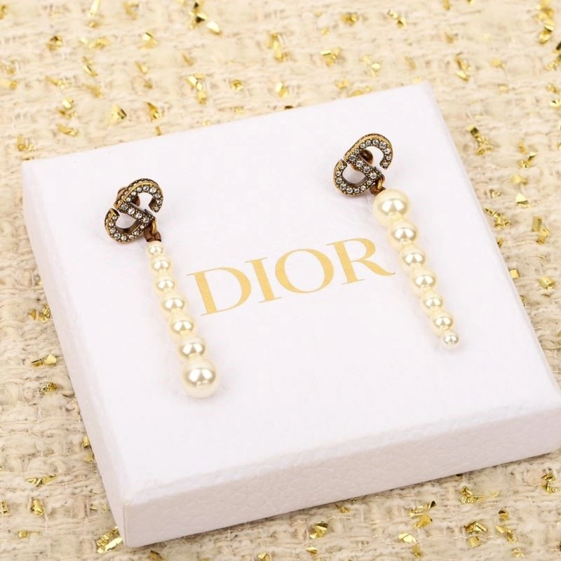 Inexpensive Christian Dior Earrings