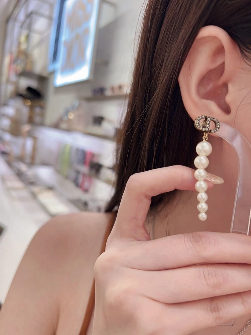 Inexpensive Christian Dior Earrings