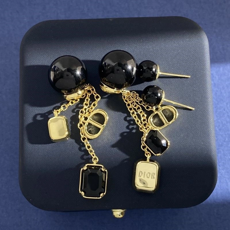 Economical Christian Dior Earrings