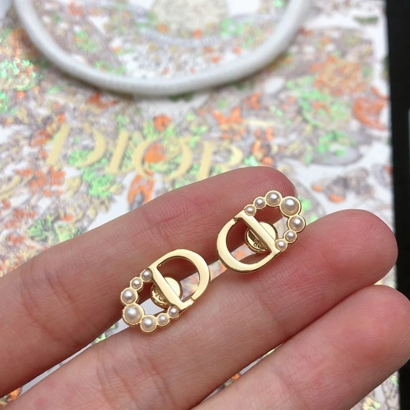 Legit Christian Dior Earrings