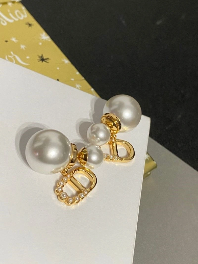Inexpensive Christian Dior Earrings
