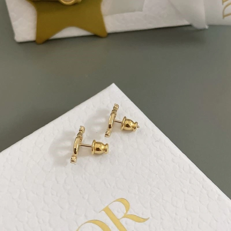Bargain Christian Dior Earrings
