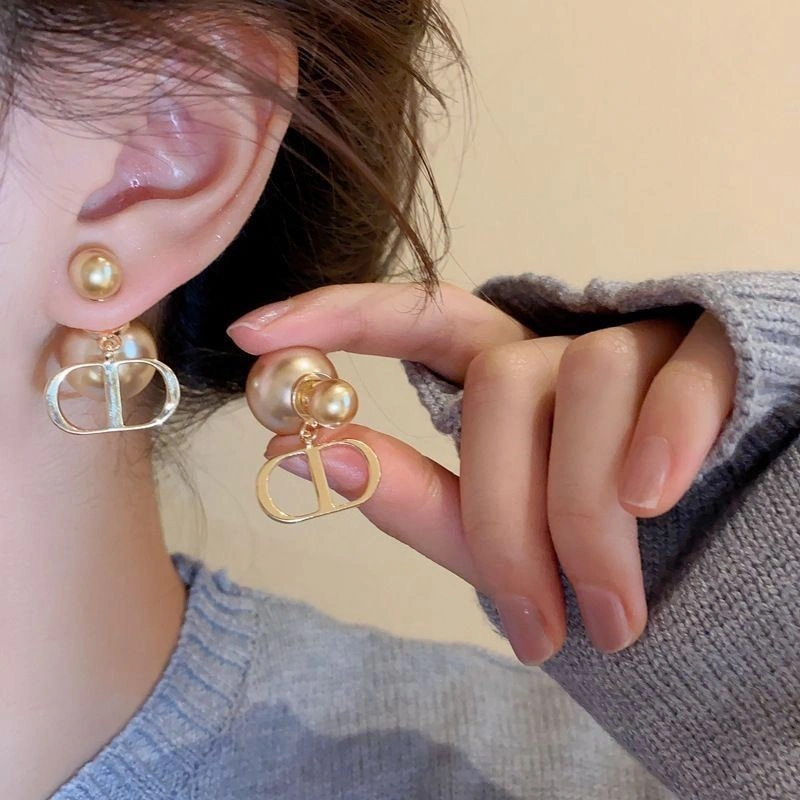 Economical Christian Dior Earrings