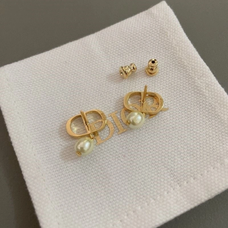 Value-priced Christian Dior Earrings
