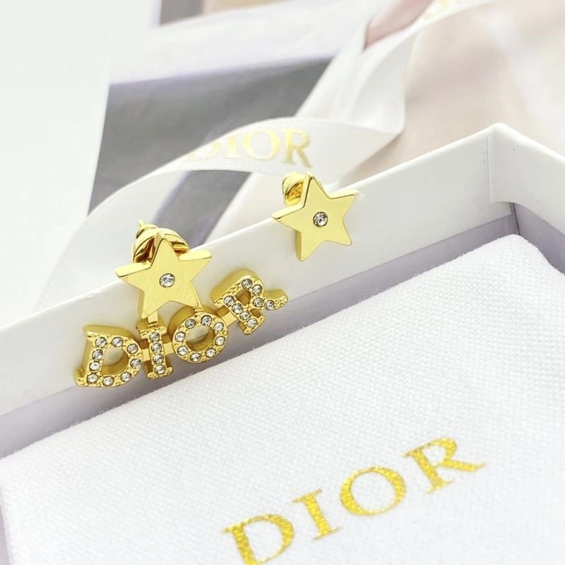 Low-cost Christian Dior Earrings