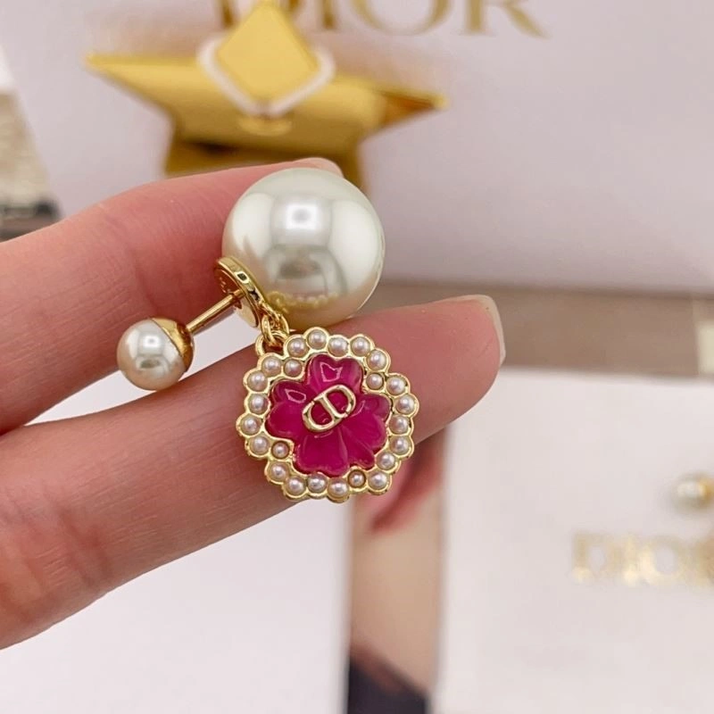 Bargain Christian Dior Earrings