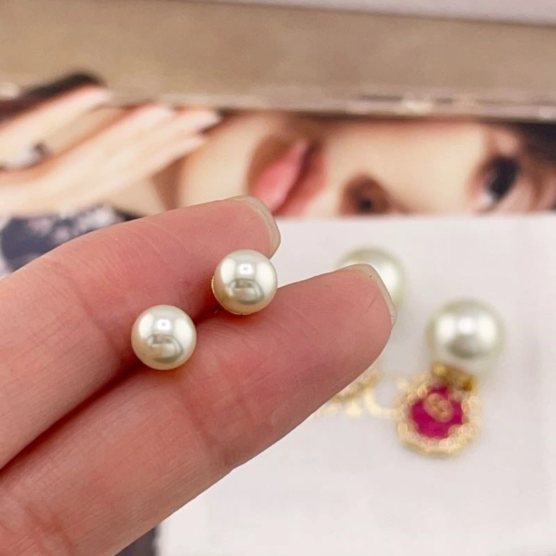 Bargain Christian Dior Earrings