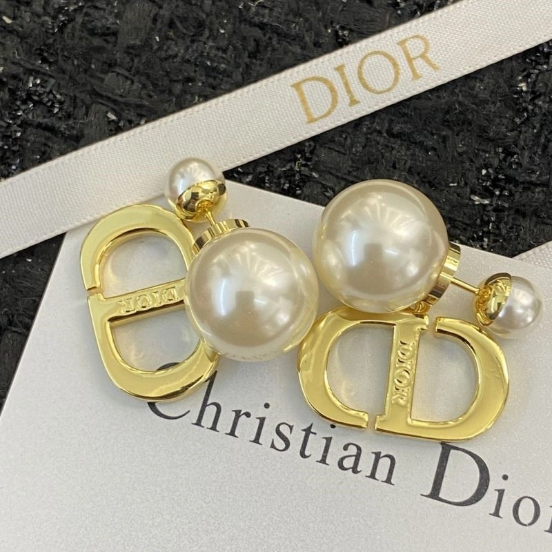 Value-priced Christian Dior Earrings