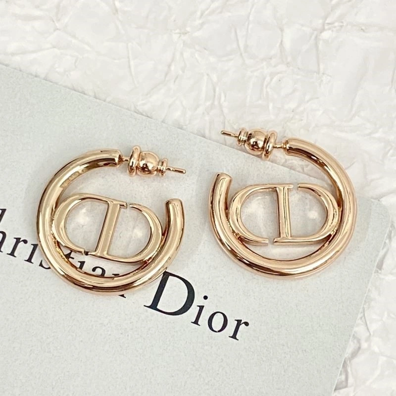 Indistinguishable Christian Dior Earrings