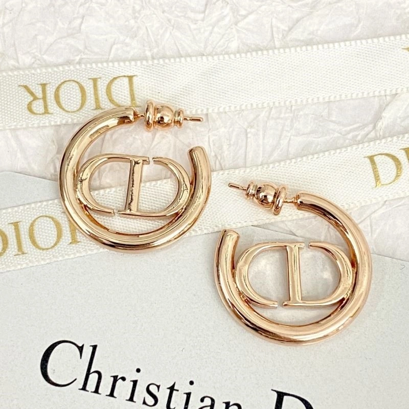 Indistinguishable Christian Dior Earrings