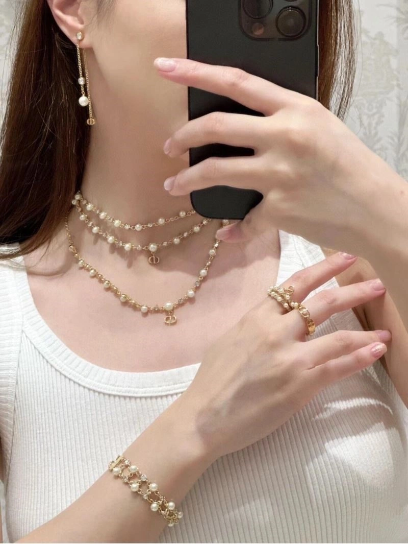 Inexpensive Christian Dior Earrings