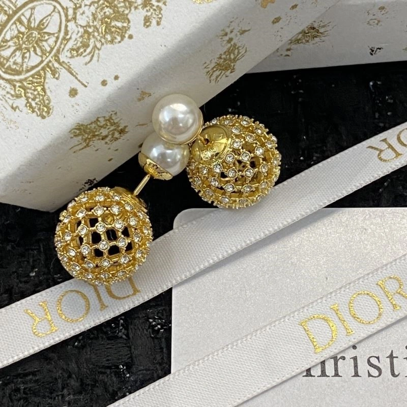 Reasonably priced Christian Dior Earrings