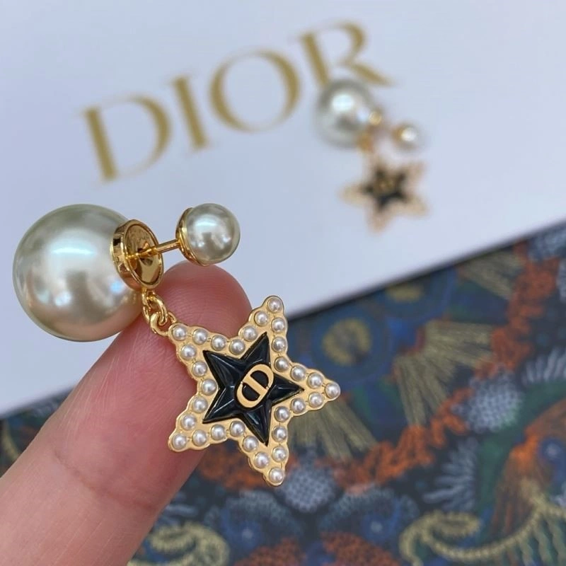 Value-priced Christian Dior Earrings