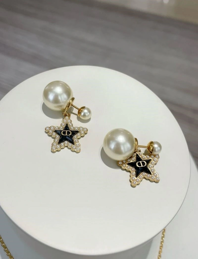 Value-priced Christian Dior Earrings