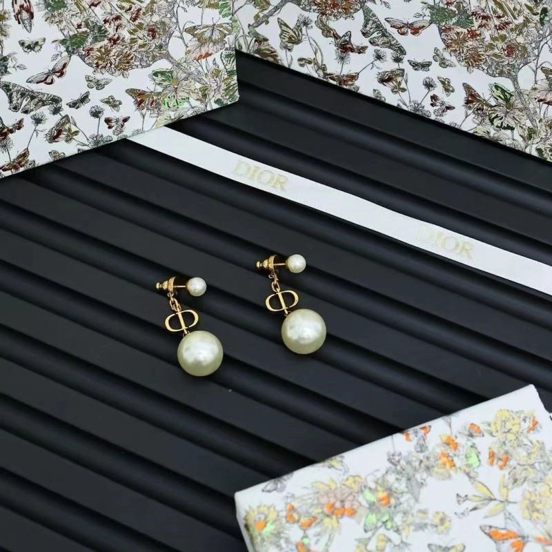 Reasonably priced Christian Dior Earrings